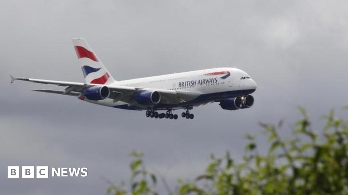 BA's first A380 superjumbo arrives at Heathrow airport - BBC News