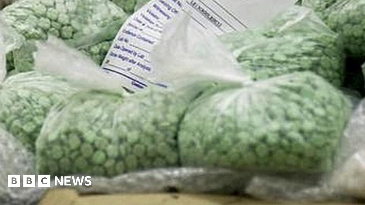 Walton teenager's death sparks 'Rockstar' ecstasy warning - BBC News