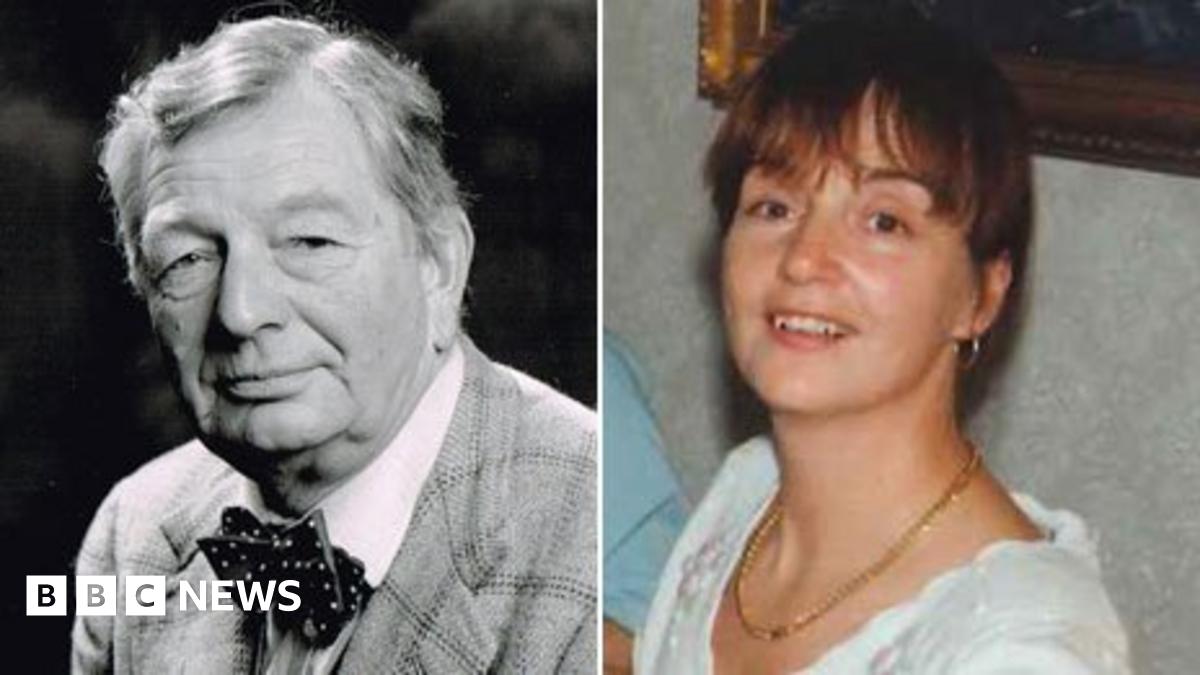 Treluswell crash man named as Lt Cdr Jeremy Tetley - BBC News