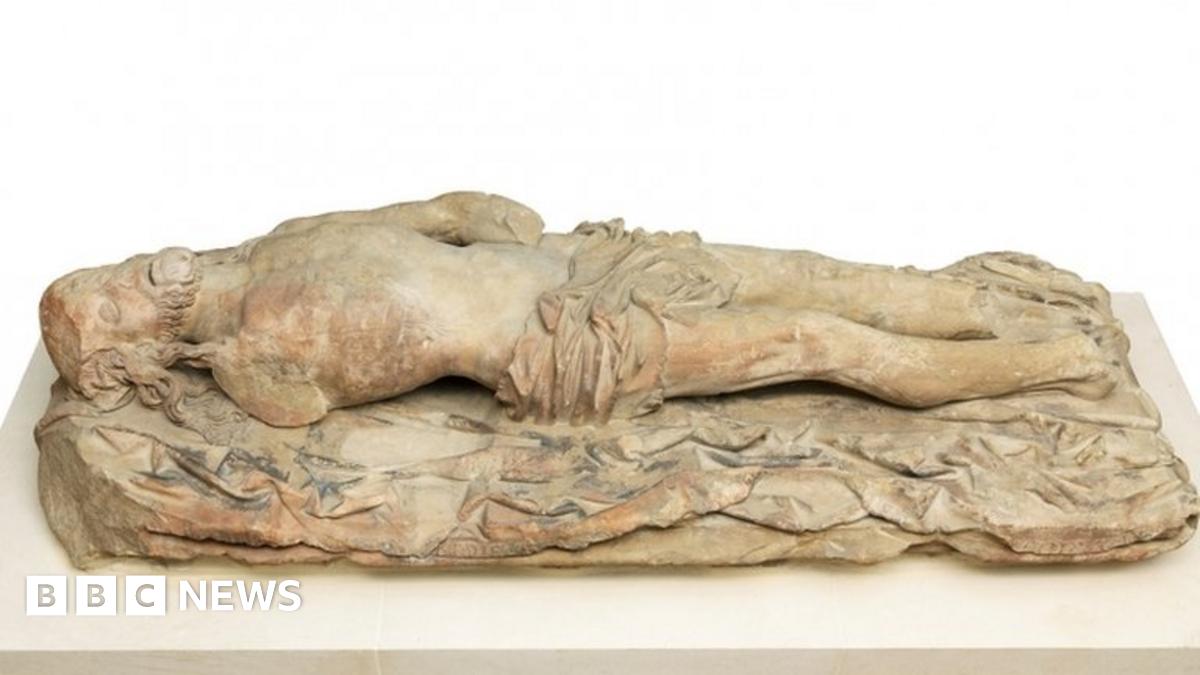 Art under attack show to feature damaged Christ statue - BBC News
