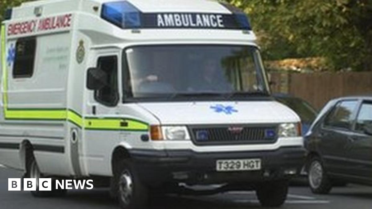 London Ambulance in busiest day for 999 calls as heat hits - BBC News