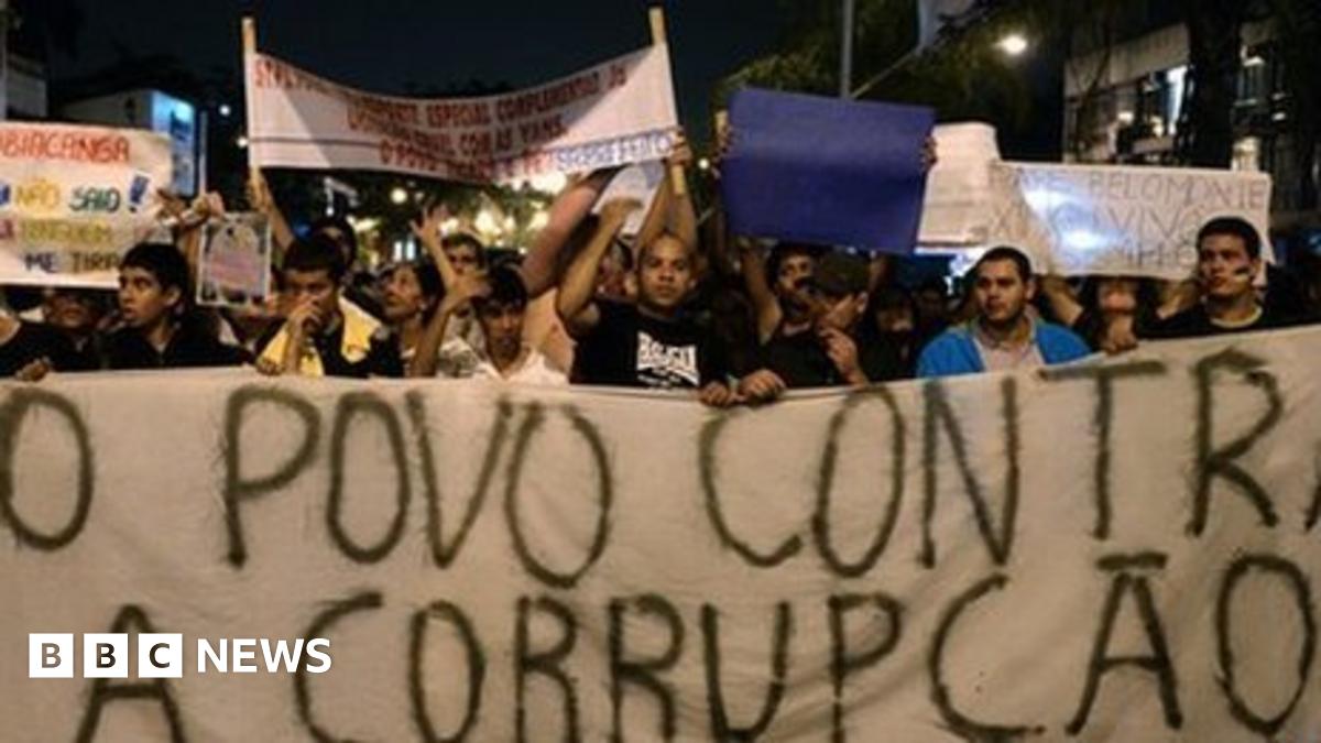 Transparency International: Corruption getting worse - BBC News