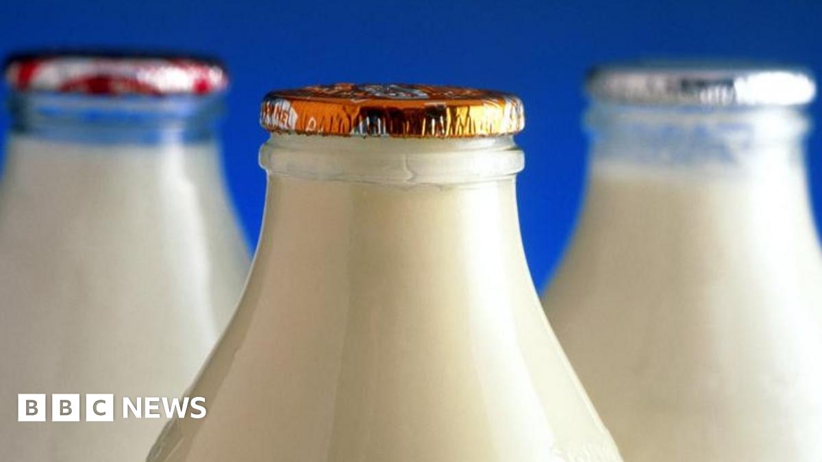 Trowbridge milk thief pays £200 as apology to nursery - BBC News