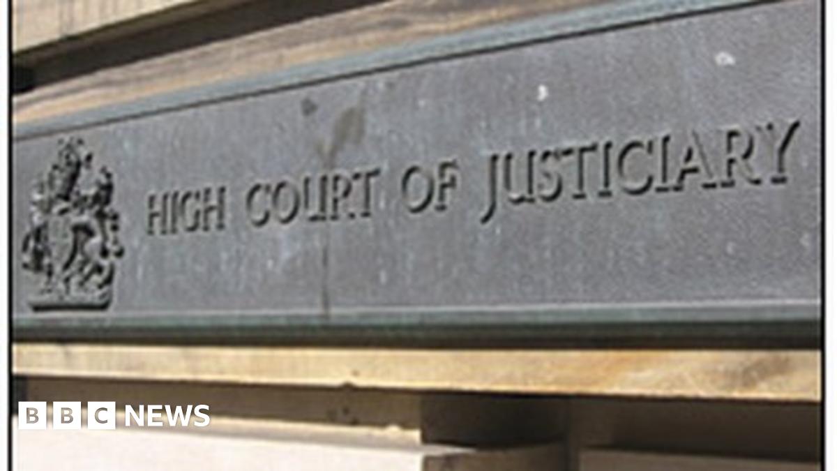 Aberdeen knife raider Peter Garland jailed for four years - BBC News