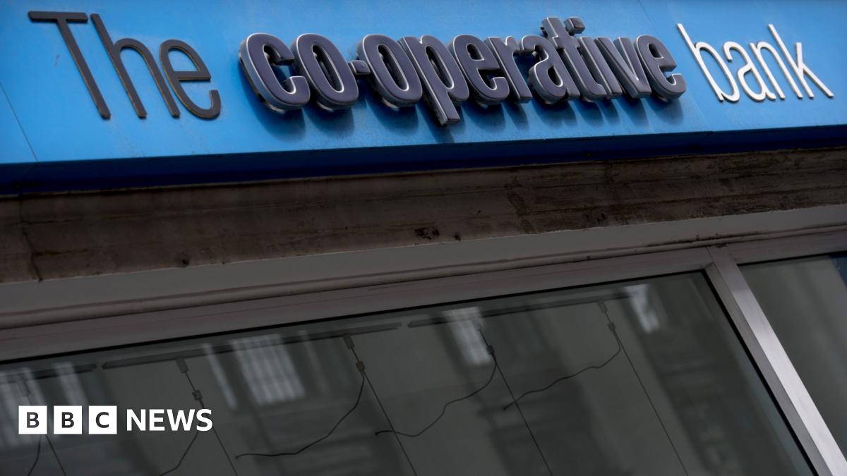 What did regulators know about Co-op Bank? - BBC News
