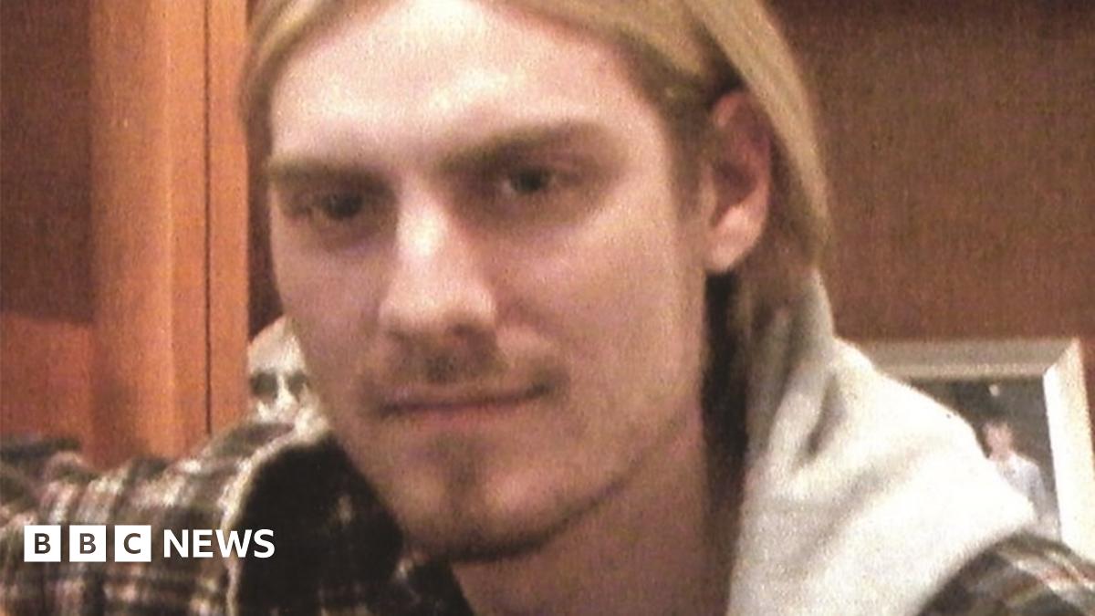 Killed Fair Oak biker Mark Ashdown was 'due to start new job' - BBC News