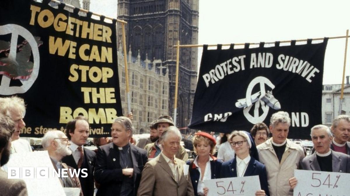 Hilda Murrell murder: MP's call for Hillsborough-style inquiry - BBC News