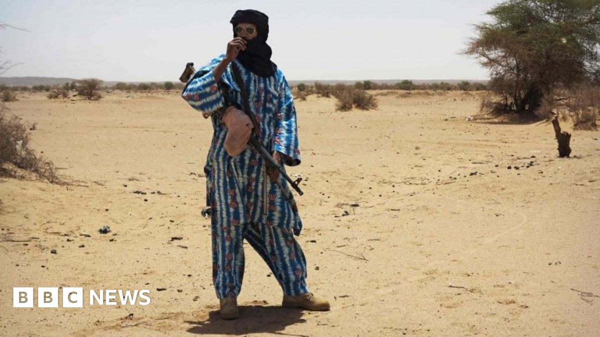 Mali unrest: Kidal's deadly race riots - BBC News