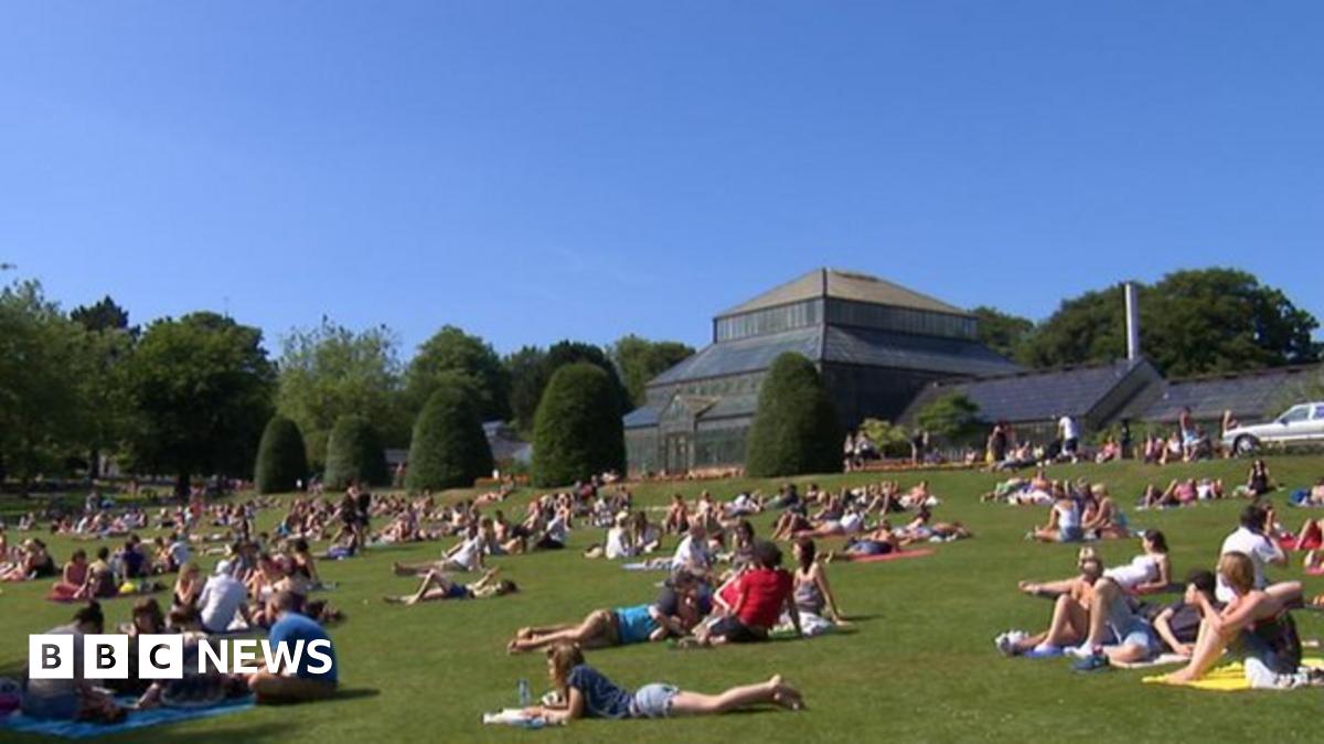 Scottish skin cancer survival rates at all-time high - BBC News