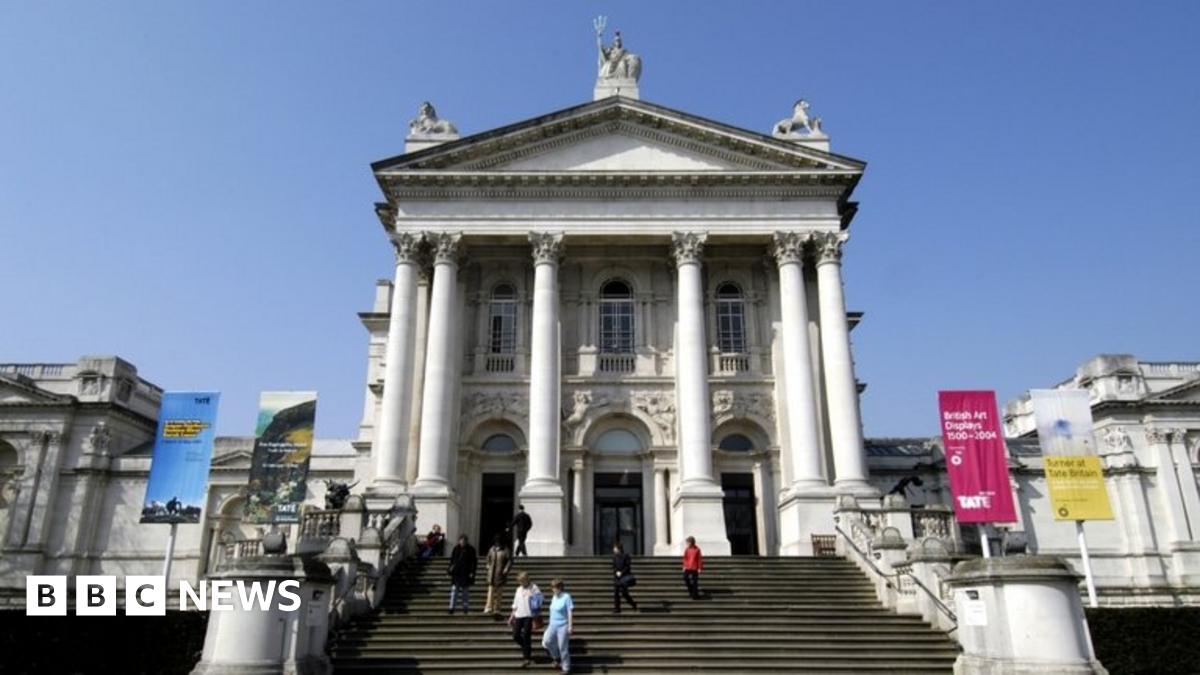 Turner winner Richard Wright creates Tate window - BBC News