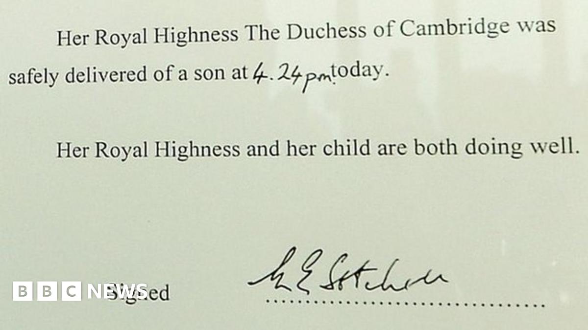 Royal baby: Kate gives birth to boy - BBC News