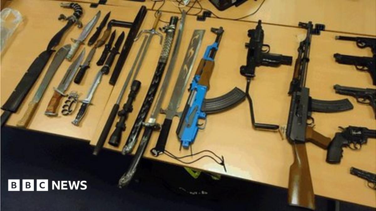 'Arsenal' of weapons found in drug raids on Bolton street - BBC News