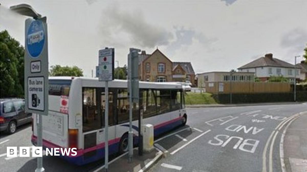 Taunton bus gate fines raise more than £250k in eight months - BBC News