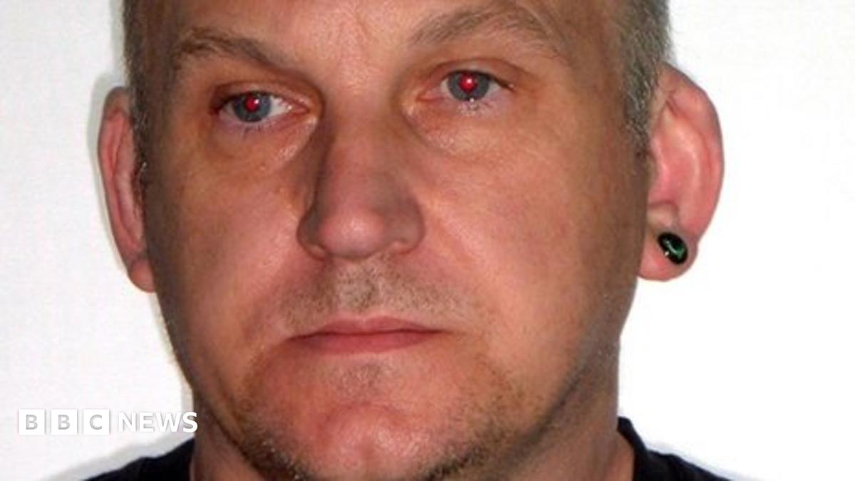 Missing indecent images sentencing man Derek Reid found - BBC News