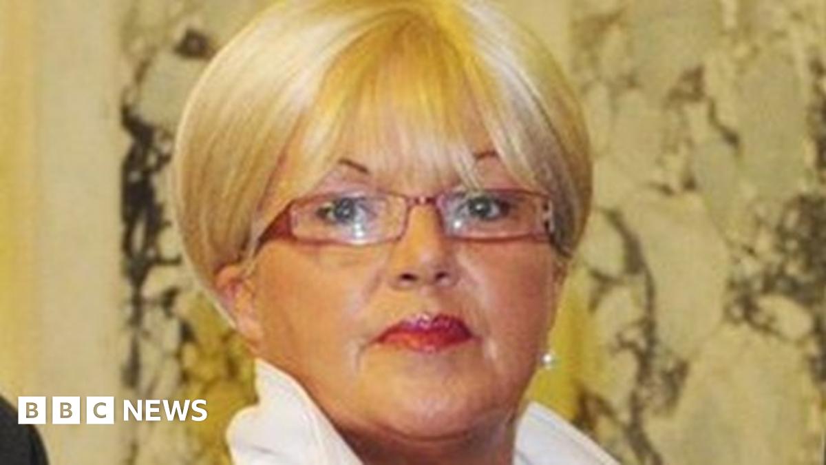 DUP's Ruth Patterson back in court over Facebook charge - BBC News