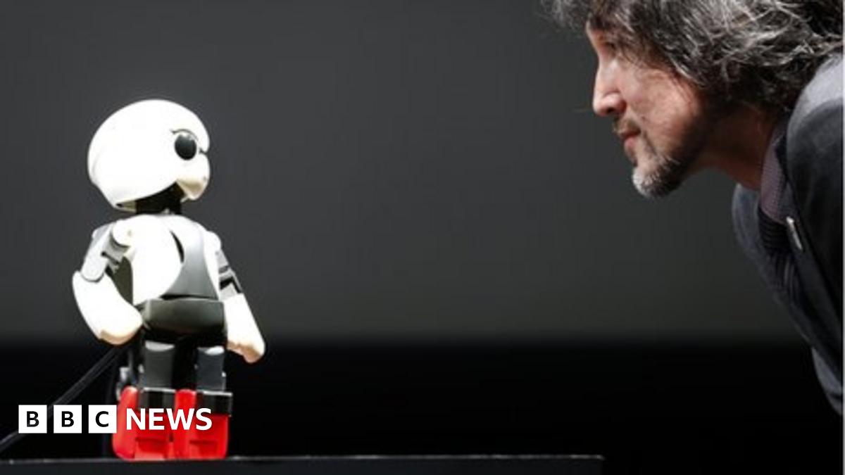 Kirobo is world's first talking robot sent into space - BBC News