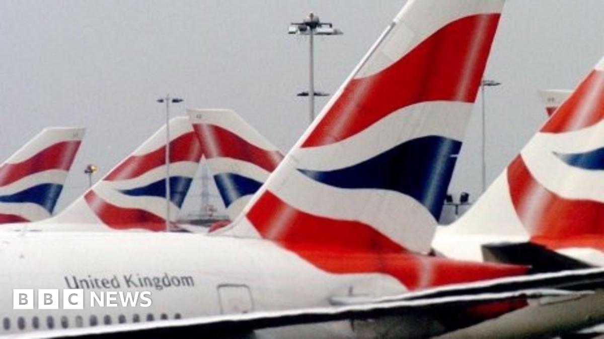 Hong Kong flight returns to Heathrow with 'minor fault' - BBC News