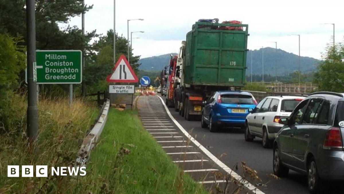 Greenodd roadwork delays anger motorists - BBC News