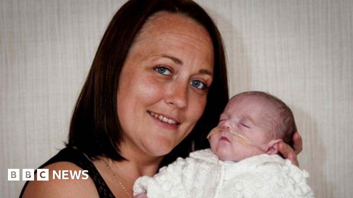 'Real life miracle' of Lucas Georgiou born at 23 weeks - BBC News