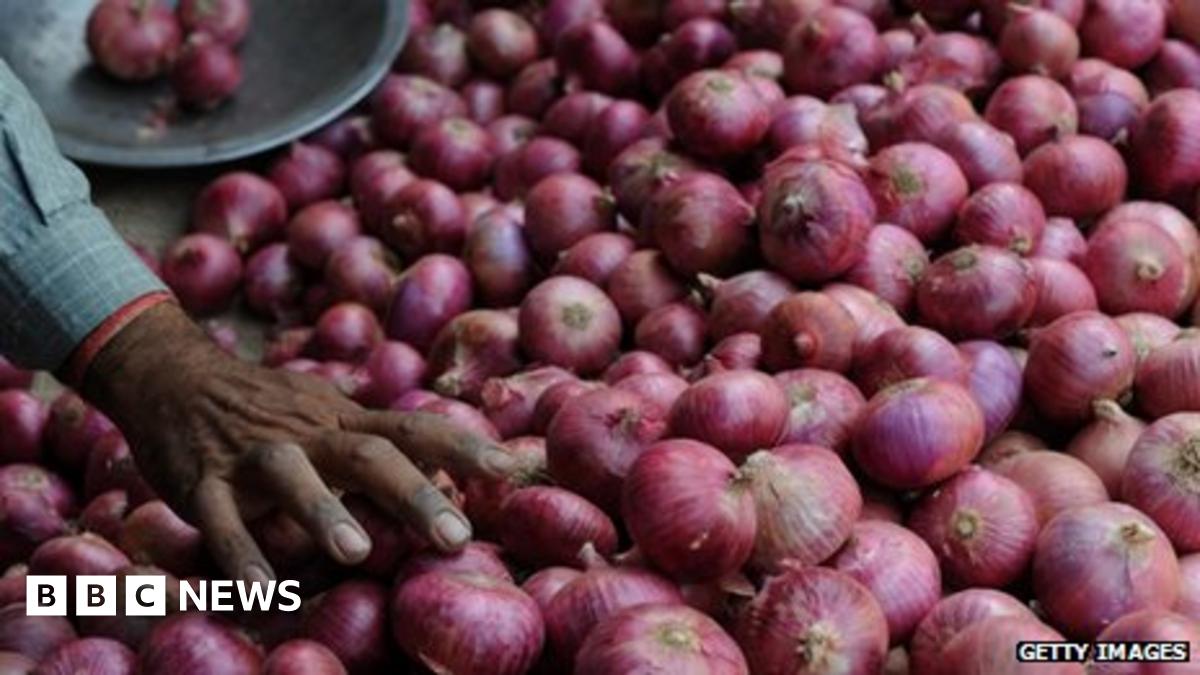 Indian media: Concern over price of 'humble onion' - BBC News
