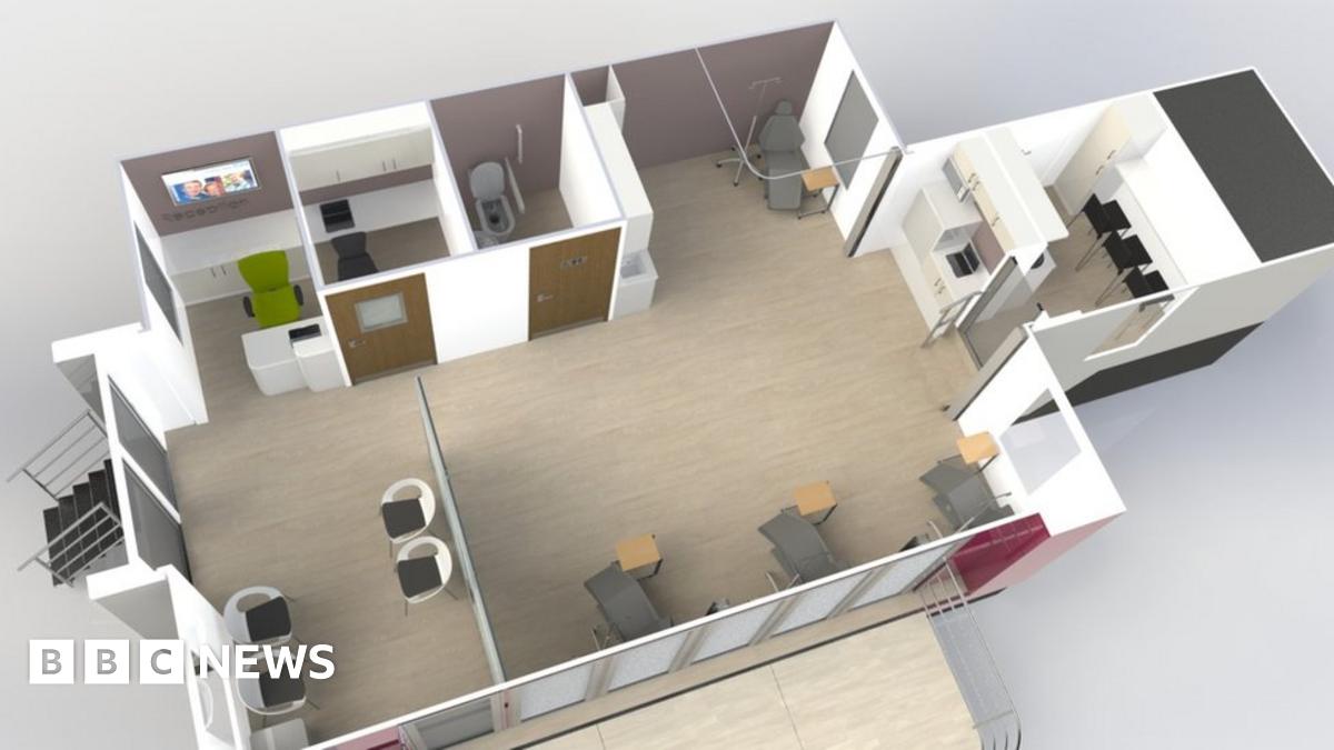 The Christie: Cancer centre launches mobile chemotherapy unit - BBC News