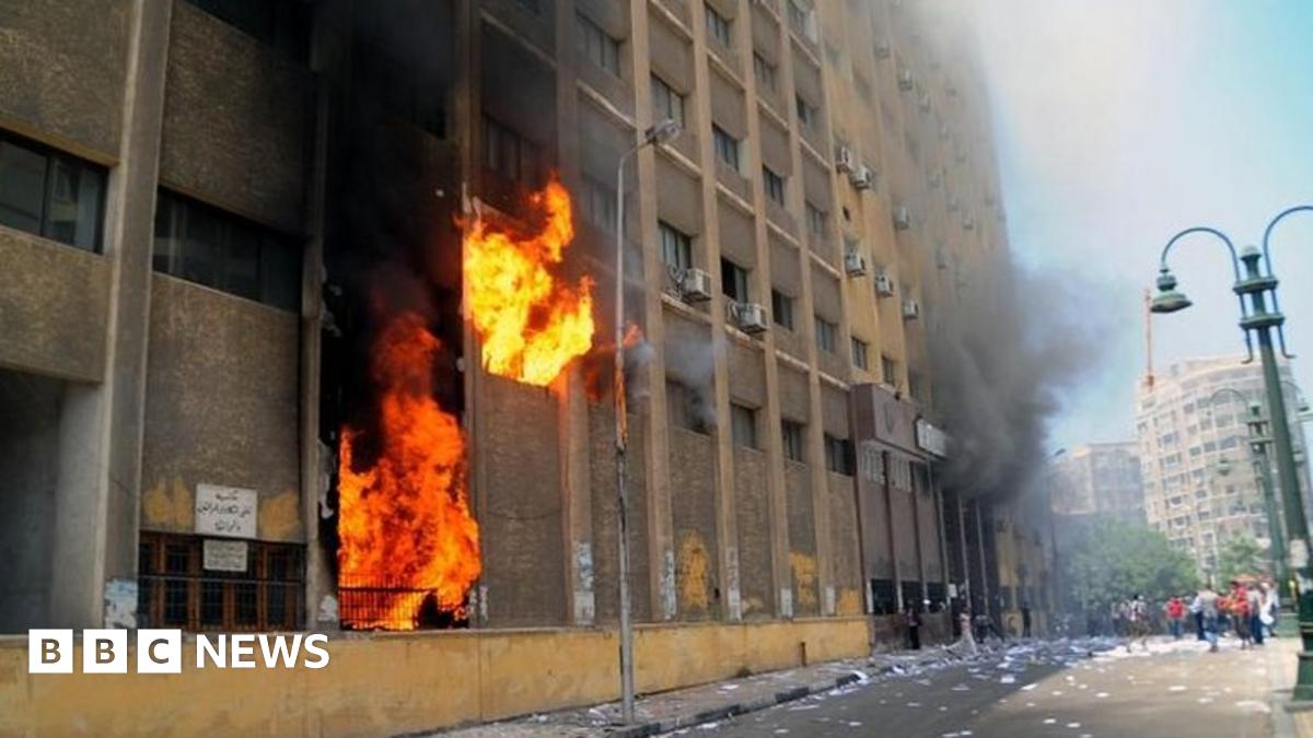 Mapping Egypt's flashpoints after Cairo camps stormed - BBC News
