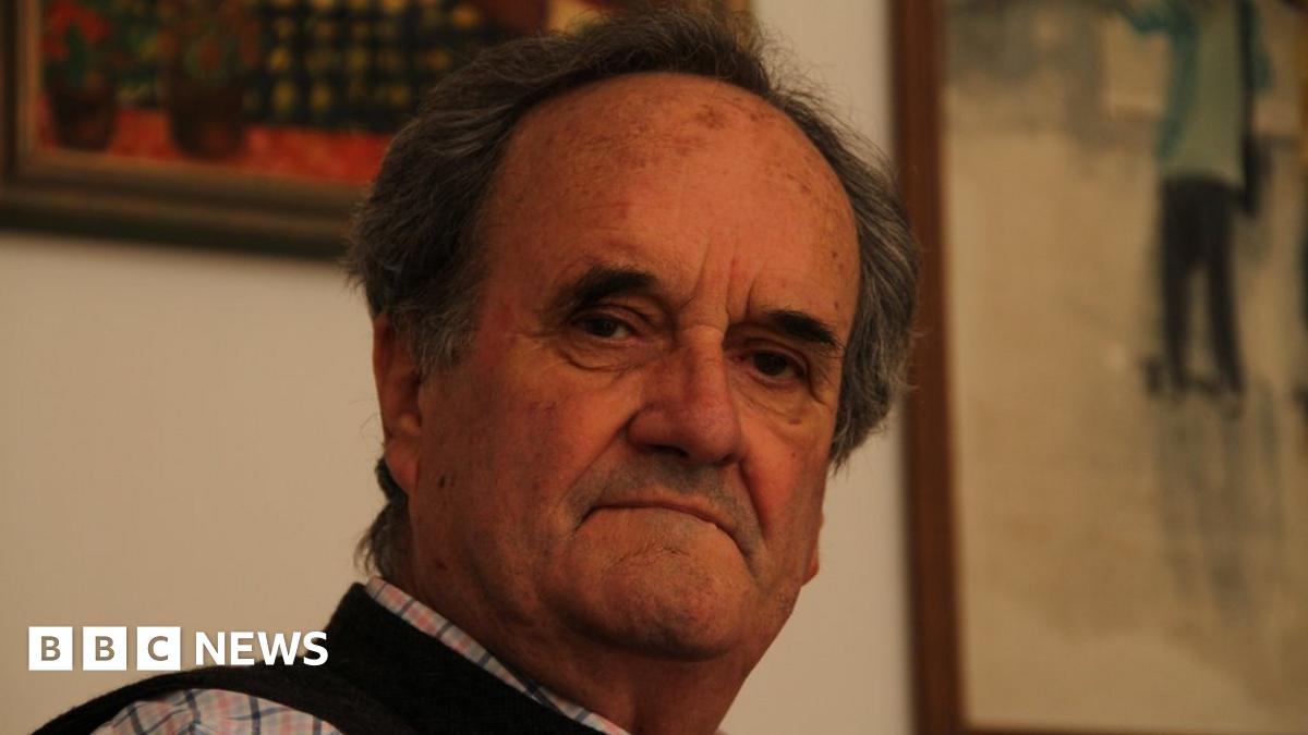 Why Mark Tully needs a Calcutta birth certificate at 78 - BBC News