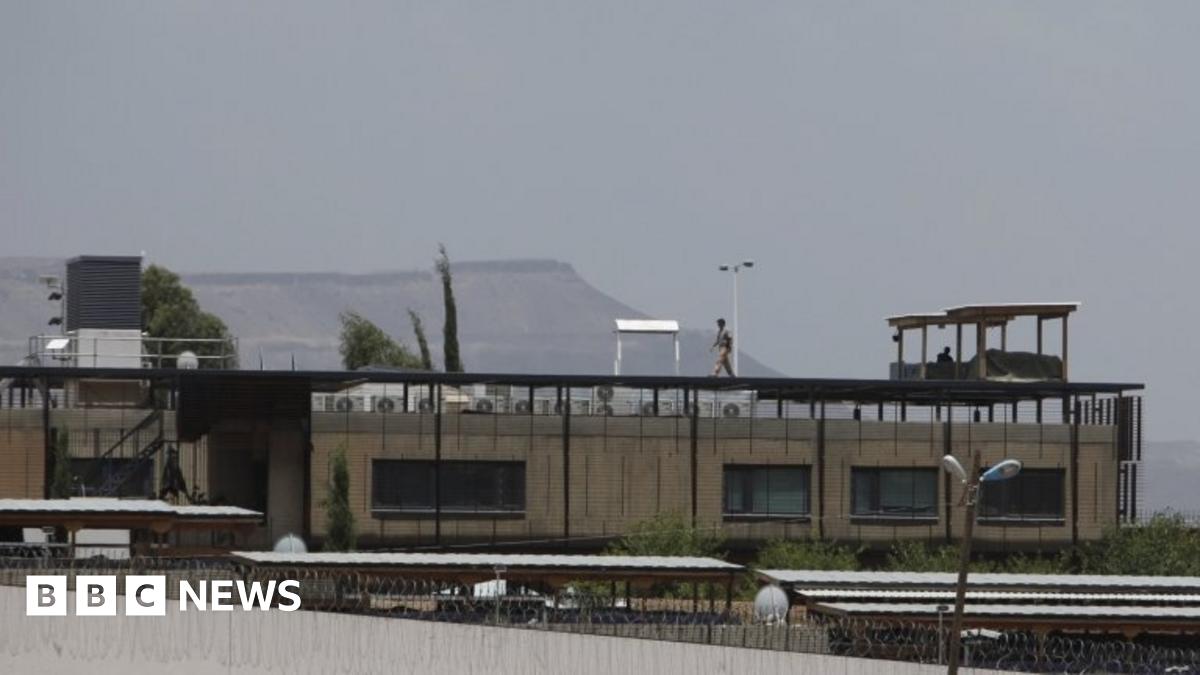 British embassy in Yemen capital Sanaa reopens - BBC News