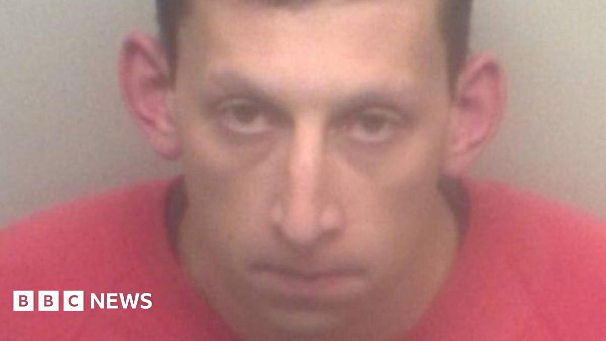 Joseph Tullett jailed for three-day Kent robbery spree - BBC News