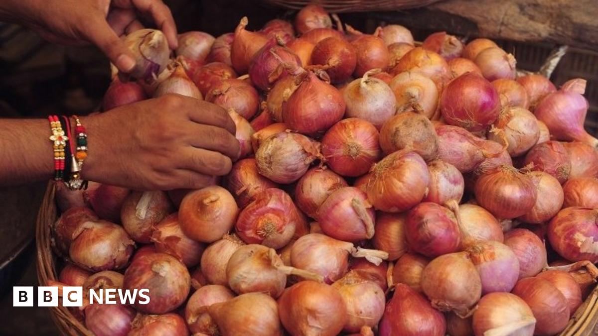 Rising onion prices sting India - BBC News