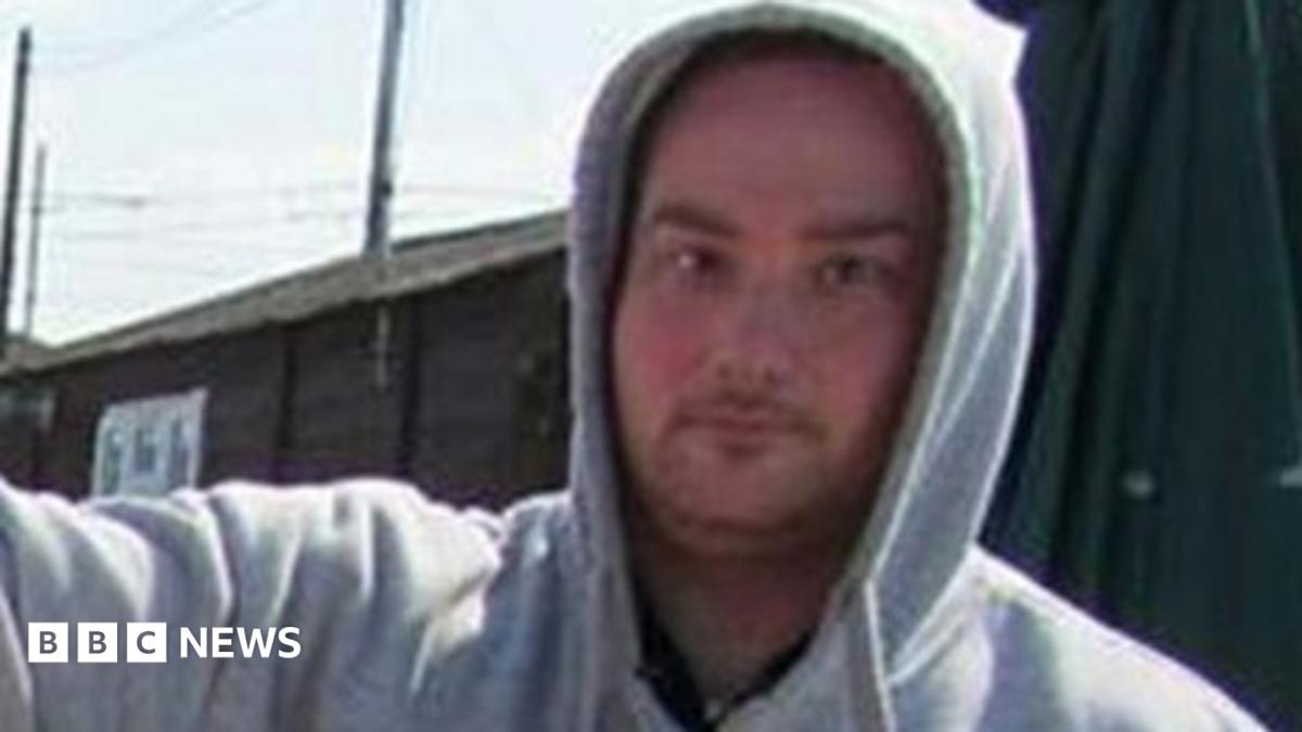 Gary Pocock death: Five in court with Sheppey murder - BBC News