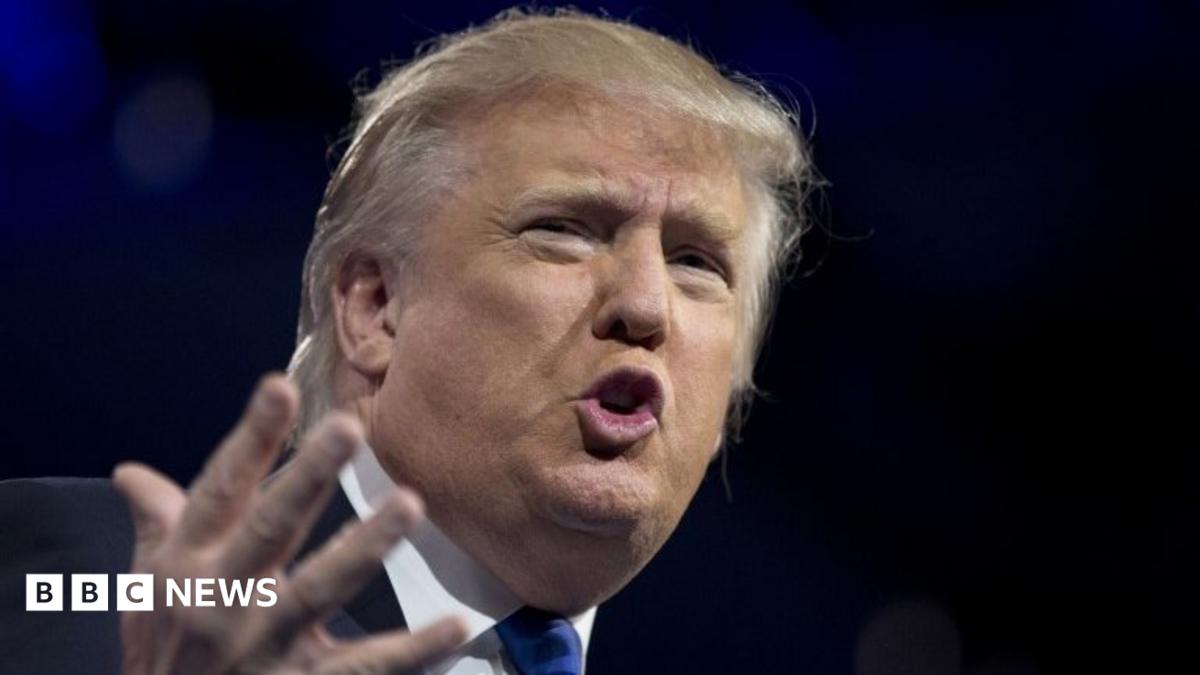 Donald Trump hits back at 'school scam' lawsuit - BBC News