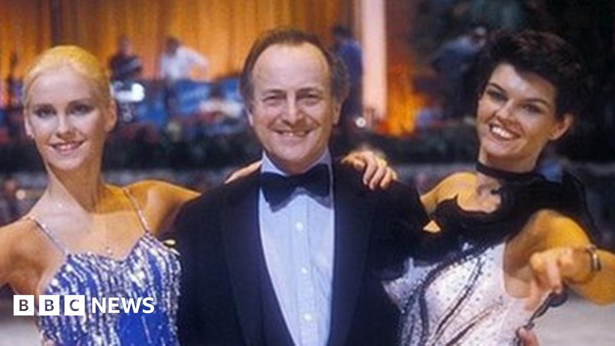 In pictures: David Jacobs's career - BBC News