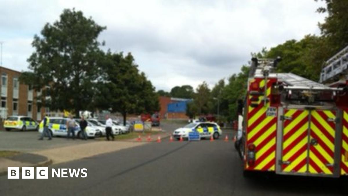 Daventry acid spill: Police officers and workers attend hospital - BBC News