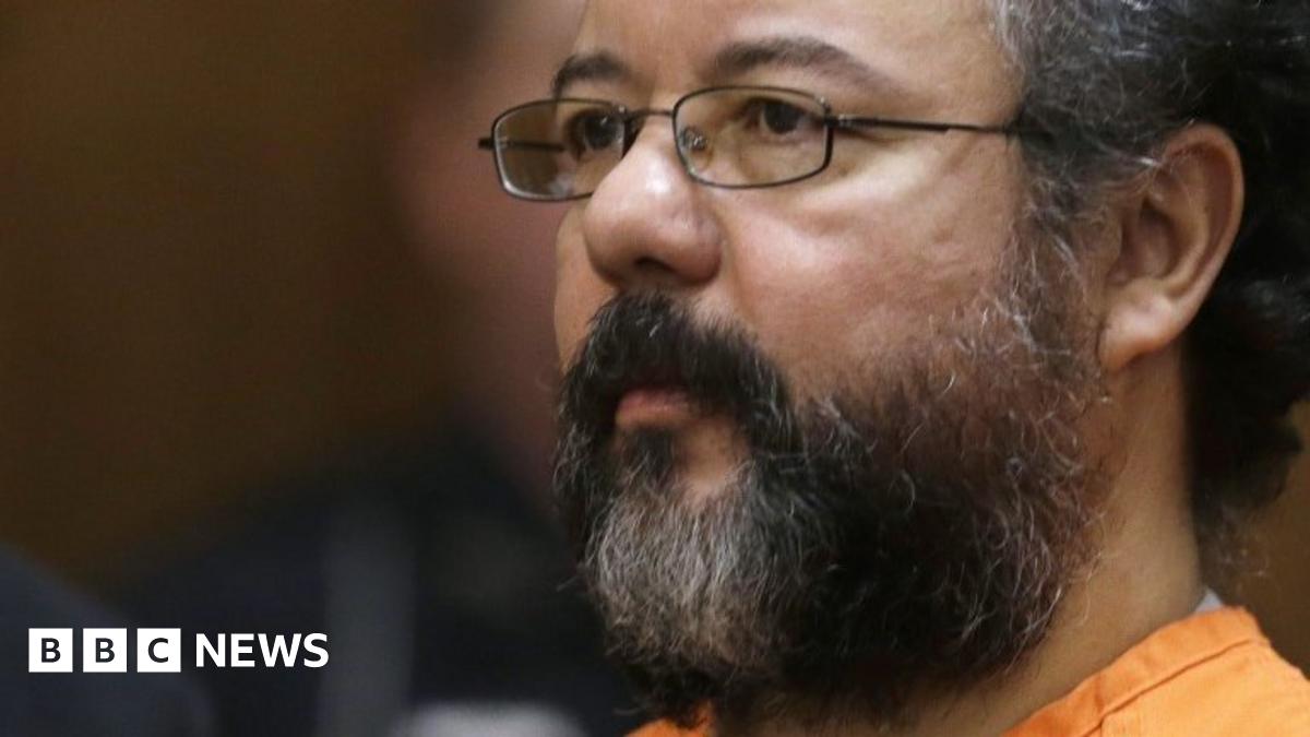 Cleveland kidnapper Ariel Castro found hanged in cell - BBC News