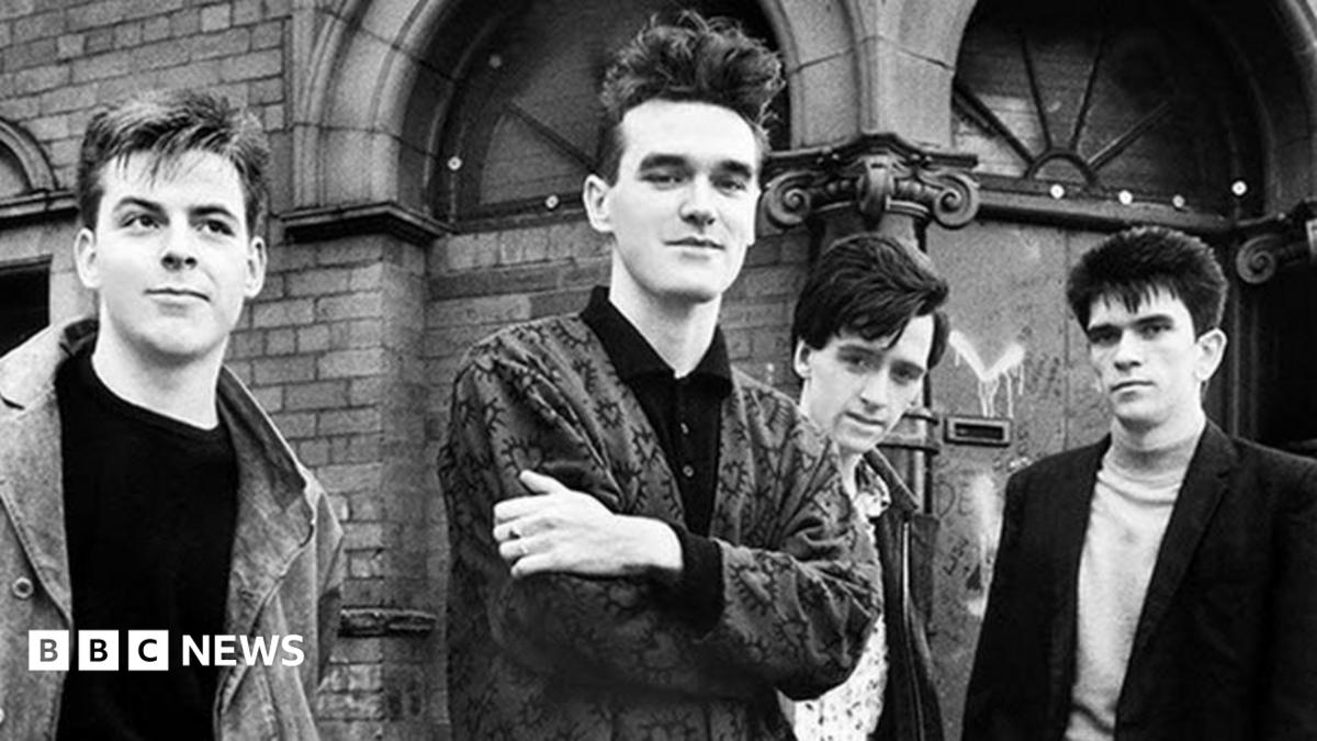 In pictures: The Smiths and friends - BBC News