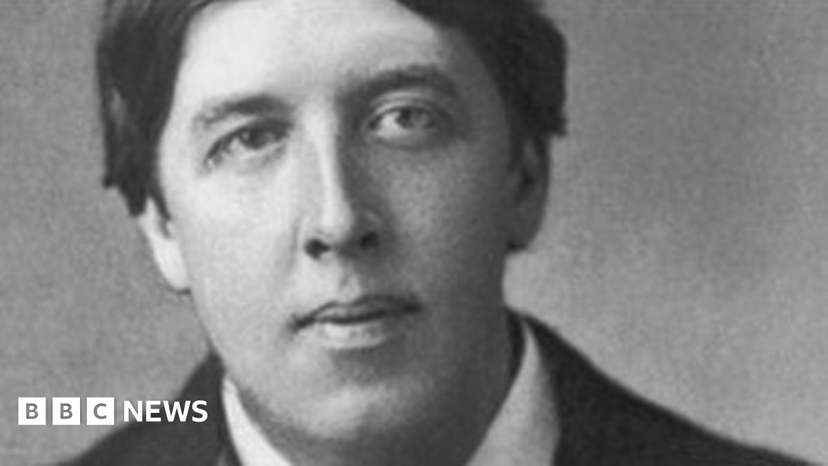 BBC radio drama to mark Reading prison closure - BBC News