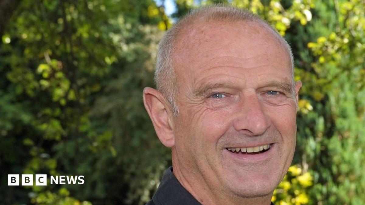 Lib Dems take former Collin Brewer seat in Wadebridge East - BBC News