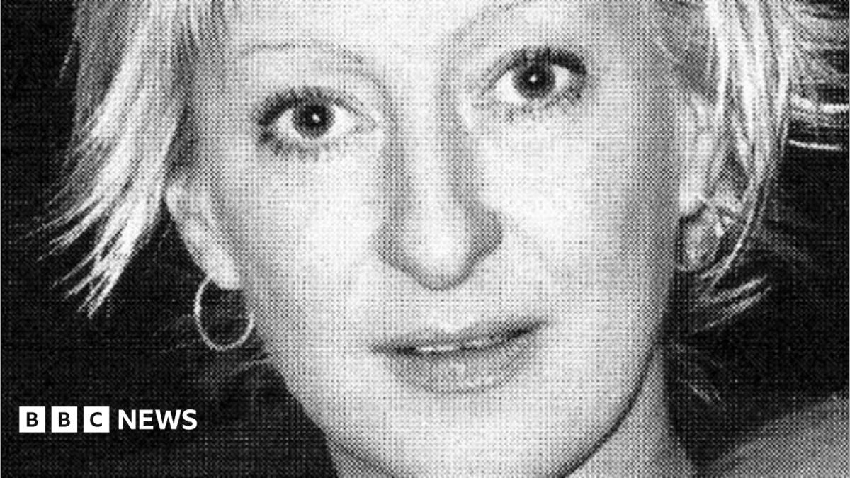 Robert Tiffin admits murdering hairdresser Lisa Banks - BBC News