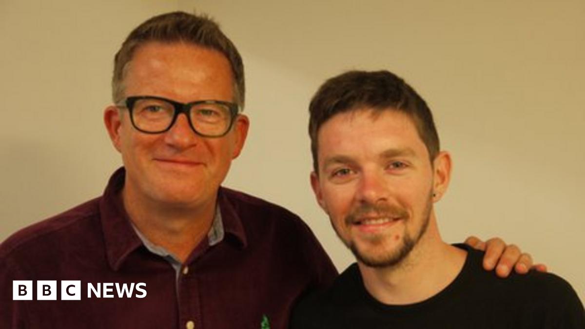 Matthew Bourne reveals three dance prize winners - BBC News