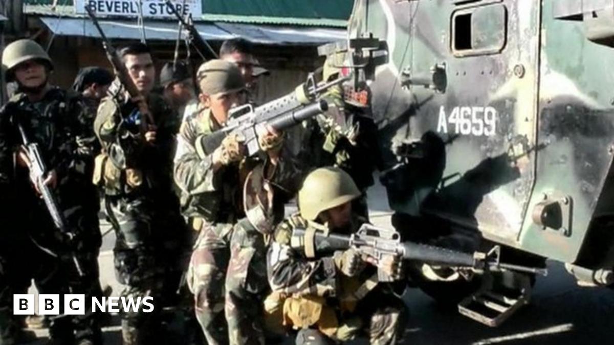 Rebels and troops resume fight in southern Philippines - BBC News