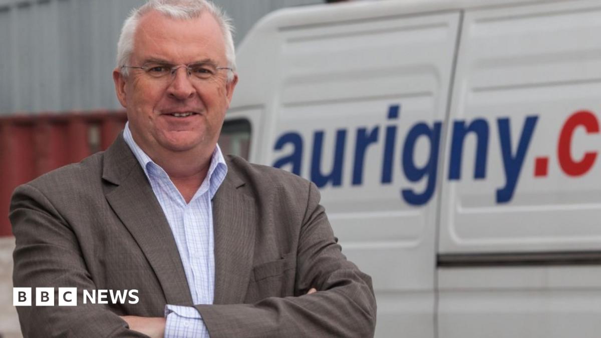 Guernsey airline Aurigny appoints Mark Darby as permanent CEO - BBC News