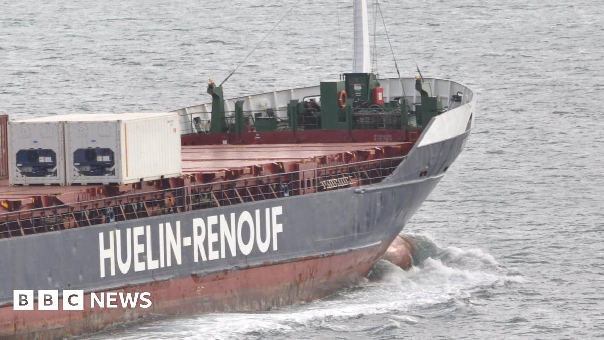 New Channel Island company offers freight service - BBC News