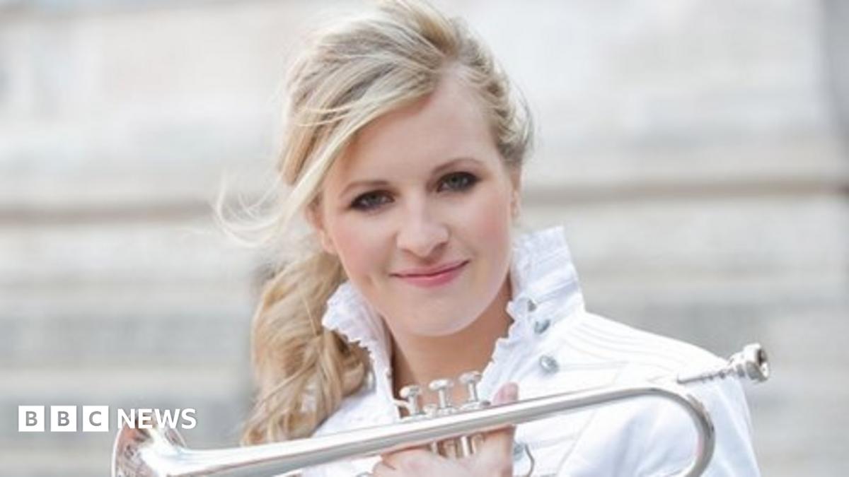 Alison Balsom wins Gramophone Classical Music Award - BBC News