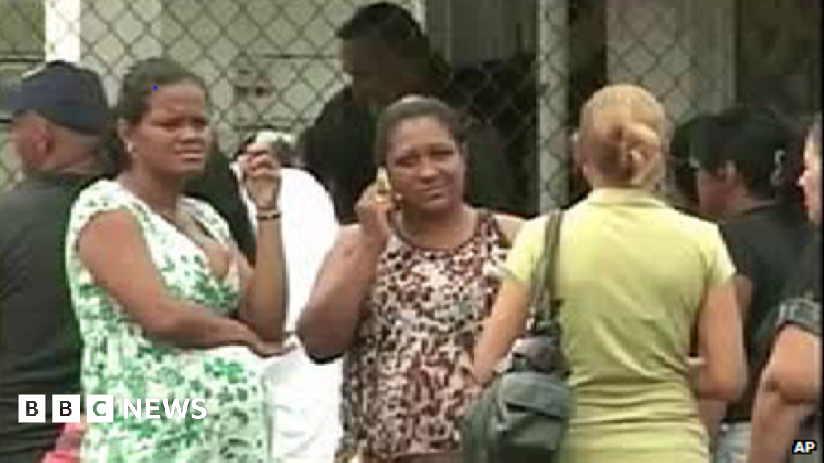 Sixteen killed in Venezuela Sabaneta prison violence - BBC News