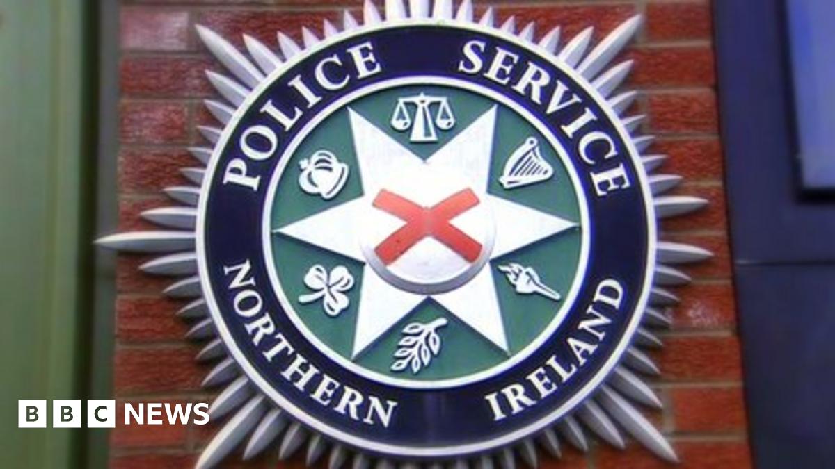 PSNI recruitment drive 'a 35-year commitment' - BBC News