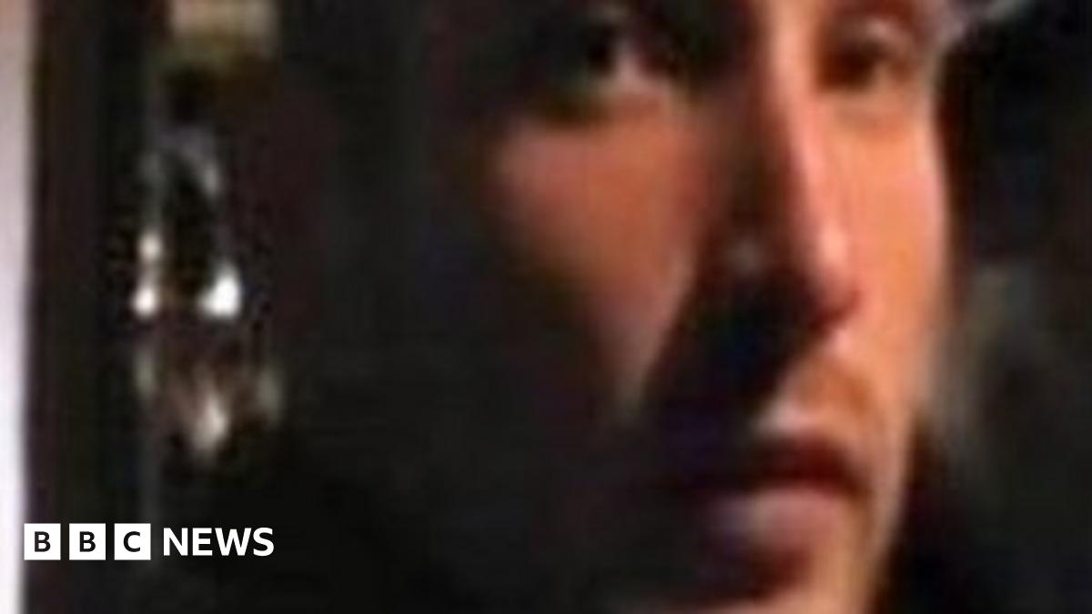 Lincoln City V Luton Town violence: Hooligan still wanted by police ...