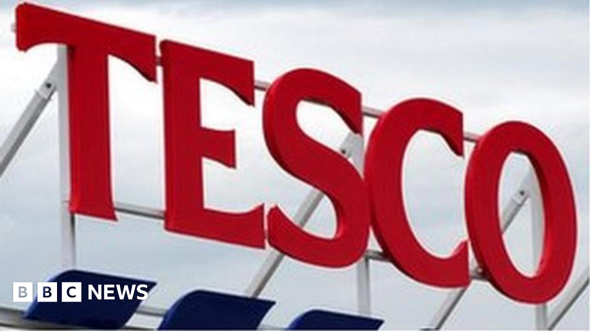 Banbridge Tesco megastore 'open before end of year' - BBC News