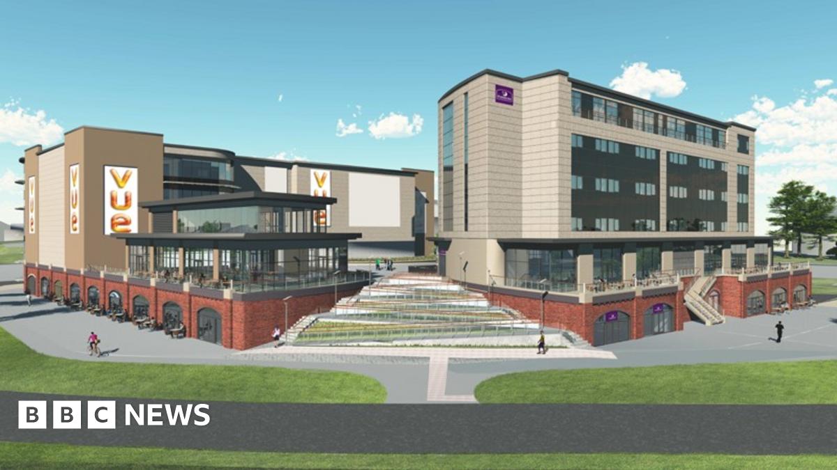 Feethams leisure park plans approved by Darlington Council - BBC News
