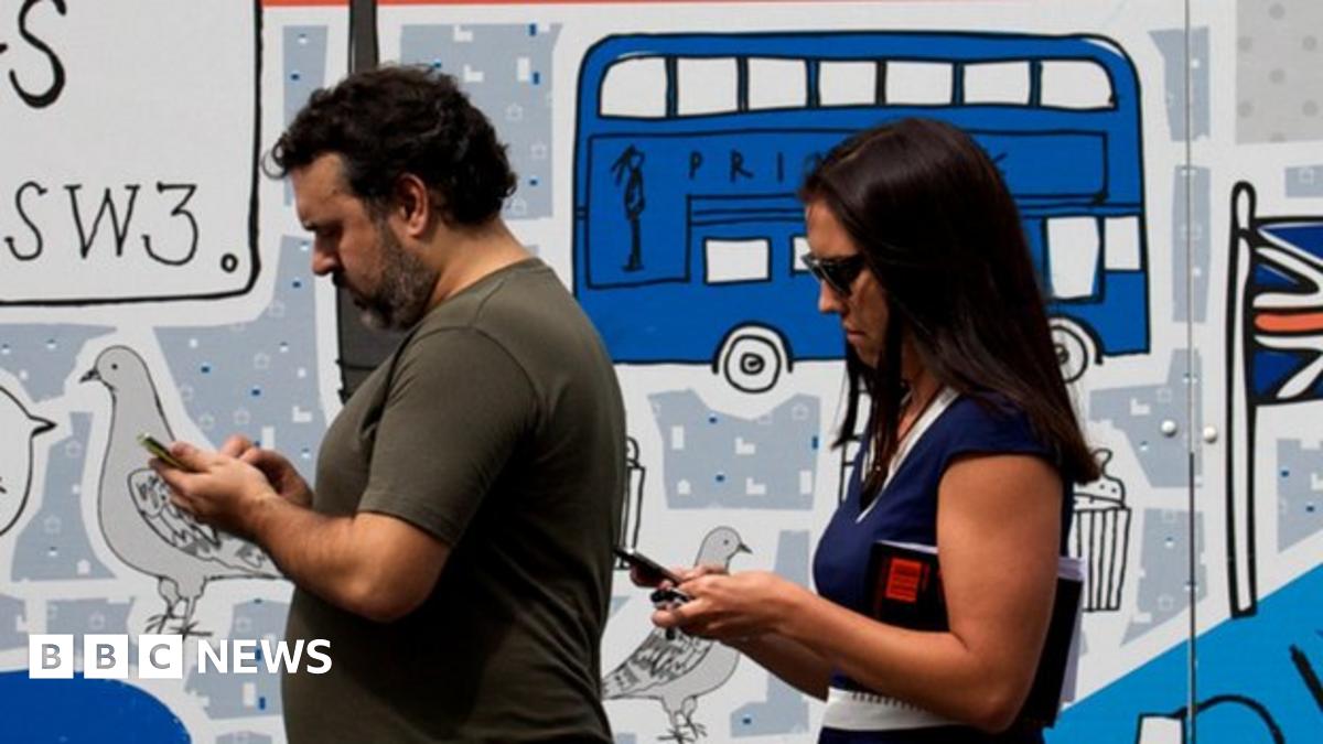 3G bad, 4G better? - BBC News